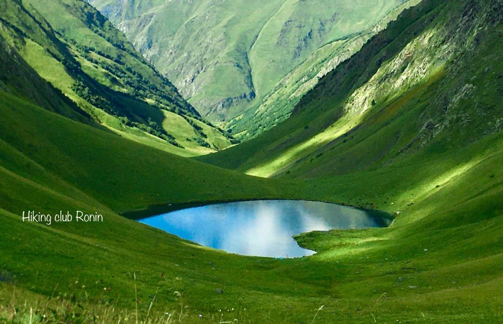 მოირონინე ტანიეს ტბა ივლისს, ხევსურეთი, 0 GEL, მოლაშქრეთა კლუბი რონინი